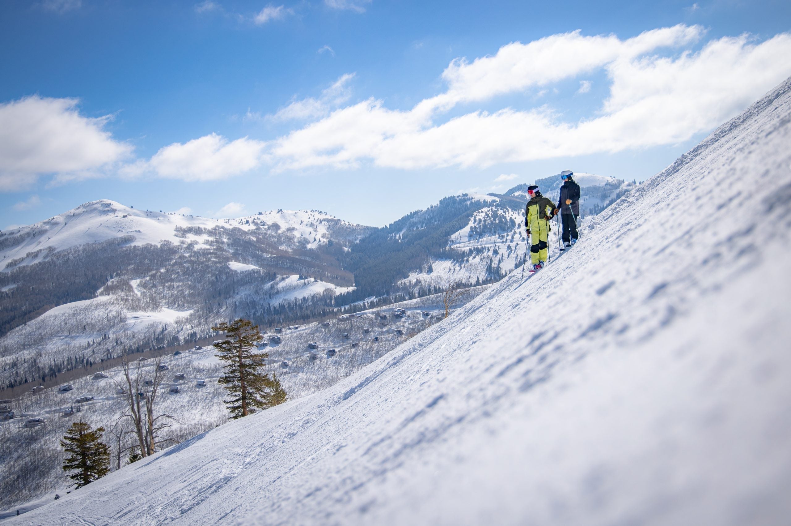 The Best of Utah: An Insider's Guide to Popular Ski Resorts – UtahSkis